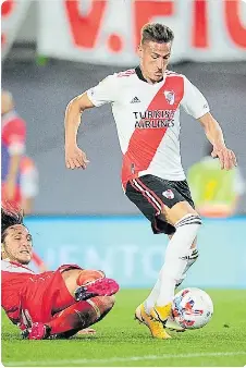 SIEMPRE PRESENTE - PressReader