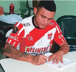 Alexander Aguilar ya es jugador del Vida para el torneo Clausura 2020 ...