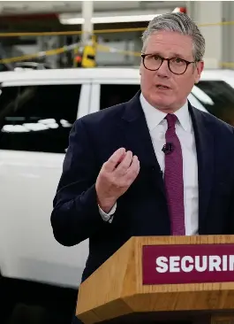 Starmer stands by Trump’s invite to Scotland PM clings to ‘special relationsh­ip’ amid turmoil ...