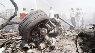 Over 200 killed as Uk-bound Air India plane crashes after take-off in Ahmedabad - PressReader