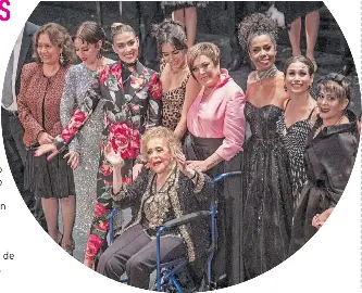 SILVIA PINAL EN BELLAS ARTES SU FAMILIA Y AMIGOS LE RINDEN UN HOMENAJE ...