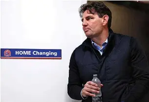 Beech bemoans wily Henderson’s opener - PressReader