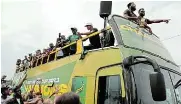 Boks’ victory tour bus driven into touch - PressReader