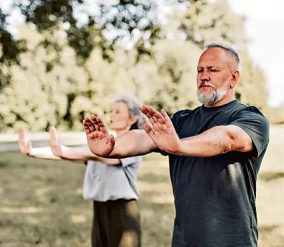 Praticar tai chi e seu ‘primo’ chi kung traz diversos benefícios ...