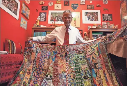 Necktie quilt to be part of Obama Center - PressReader