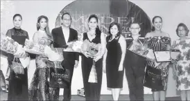 2016 Model Mom Philippine­s winners awarded - PressReader