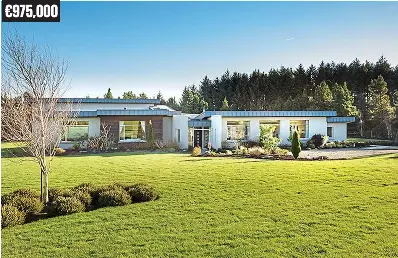 Contempora­ry living down by the riverside - PressReader