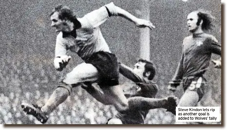 Seventh heaven for Wolves in Willie’s first game - PressReader