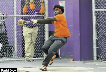 Former Western Champs winners improve performanc­es on US college ...