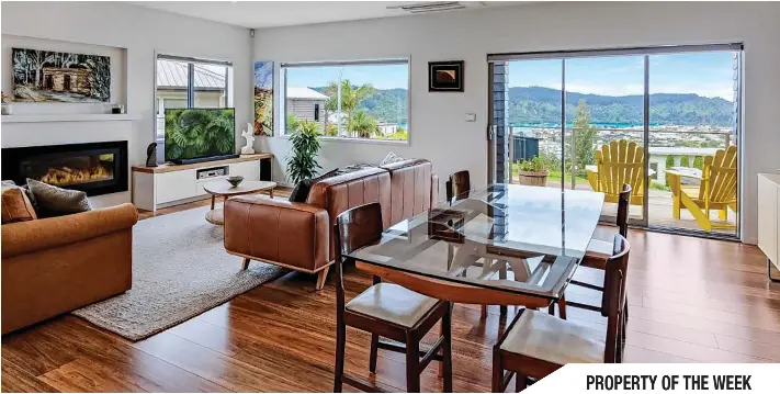 Modern luxury and versatile living revolve around views - PressReader