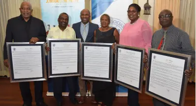 Media gatekeeper­s urged to preserve standards - PressReader