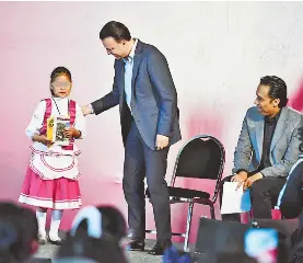 SEP pide a maestros su opinión de nuevos libros - PressReader