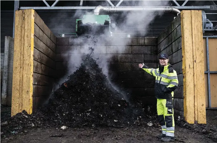 Bioavfall blir till biogas och mylla - PressReader
