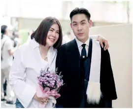 H! FLASH: - PressReader