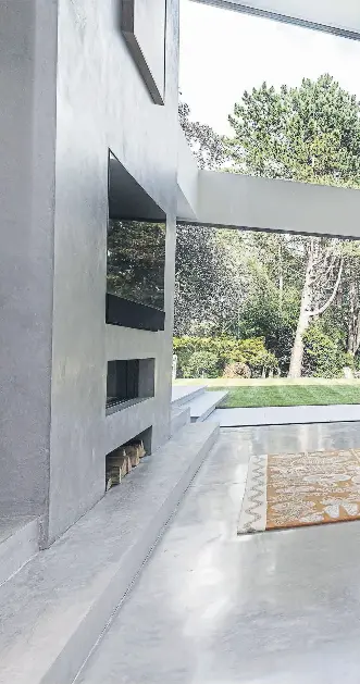 It’s a real glass act - PressReader