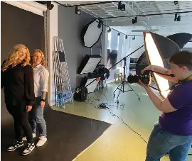 Glam mums really rock - PressReader