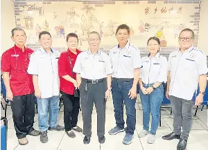 Lee kekal terajui Persatuan Hak Asasi Rakyat Sabah - PressReader