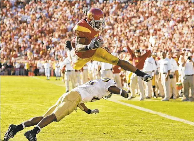 Bush loses Heisman, gets in Hall - PressReader