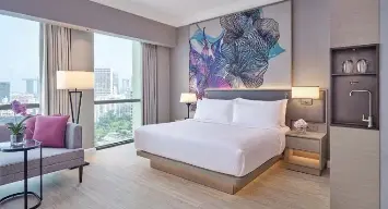 Waterfront transforma­tion - PressReader