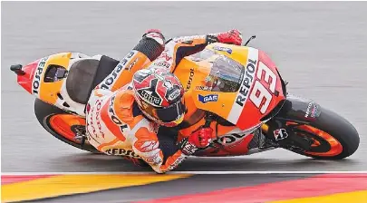 Pedrosa cai e Marc Marquez é pole - PressReader