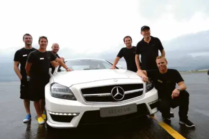A damn good time Australian instructor­s share expertise in Mercedes ...