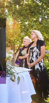 THE WEDDING SINGERS: country music stars Beccy Cole and Libby O’Donovan ...