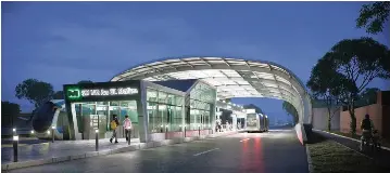 County falls behind on new electric-bus system in South Miami-Dade ...