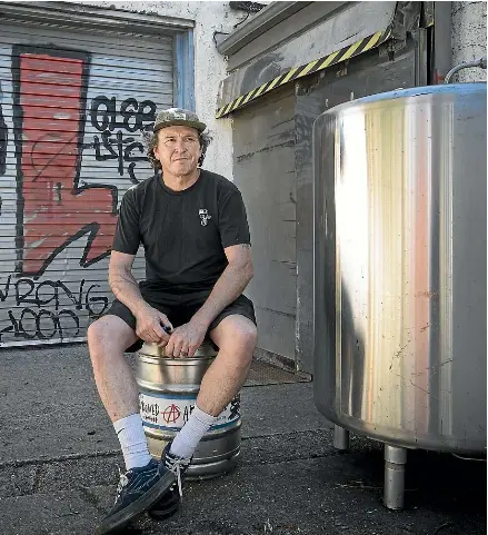 Thieves hop off with 50 full kegs - PressReader