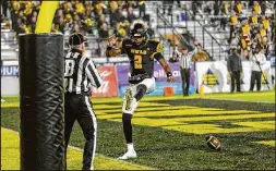 COLLEGE FOOTBALL|KENNESAW Odom’s record-setting day paces KSU past ...