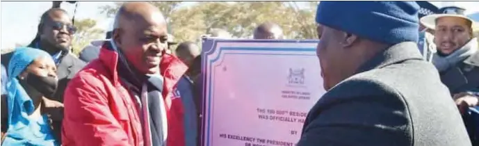 Masisi lauds Mzwinila over 100 000 plots - PressReader