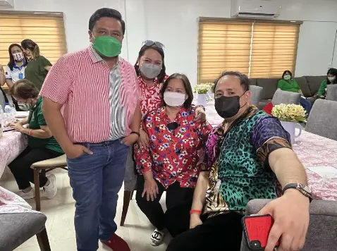 Estrada vows more jobsfor Filipinos - PressReader