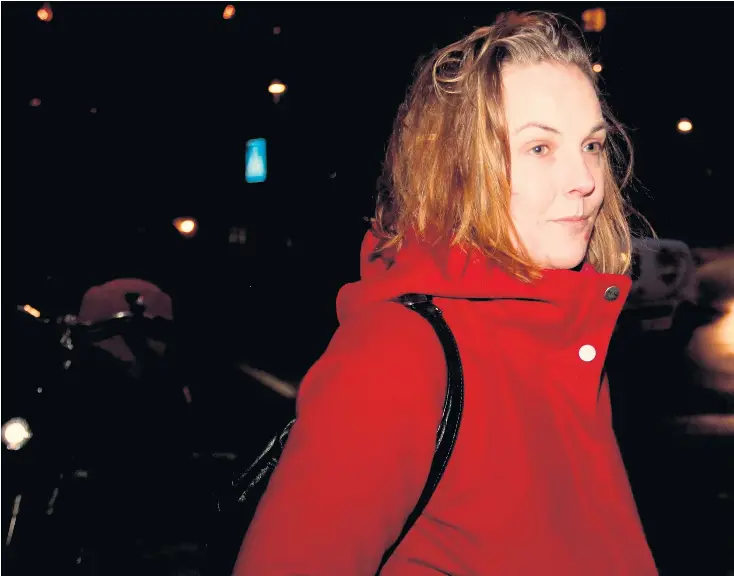 Somnade och blev smygfilmad – nu får Sanna sparken - PressReader