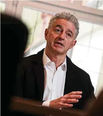 „Ja, wir bauen weltweit Stellen ab – auch in Luxemburg“ - PressReader