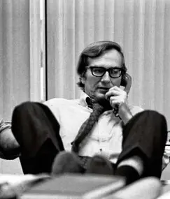 Seymour Hersh goes in front of the camera for Laura Poitras’s ‘Cover-up ...