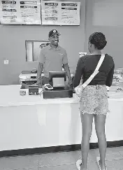 Former NFL player opens Peach Cobbler Factory in Bradenton: ‘The smell meant I was home ...