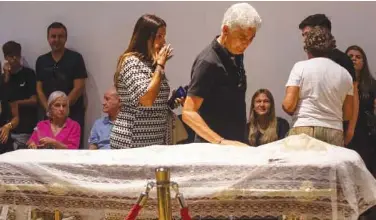 Grief-stricken Brazil bids adieu to late football great Zagallo ...