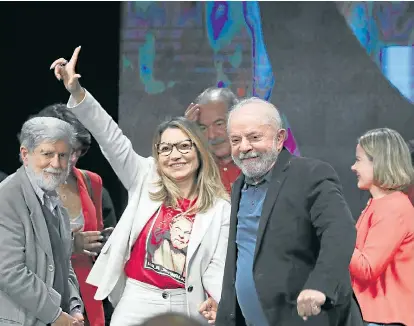 Luiz Inácio Lula da Silva saca ventaja en primera vuelta - PressReader