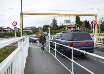 Bridge is on the way for Cambridge Connection­s - PressReader