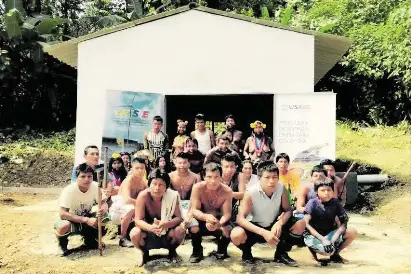 Indígenas emberas de Chocó, ahora con energía las 24 horas - PressReader