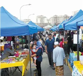 Earning a living with drinks stall - PressReader