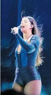 Bajo la lluvia, la música brilló por en el Festival Estéreo Picnic 2025 - PressReader