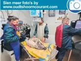 Cango Wildlife Ranch help aasvoël red - PressReader