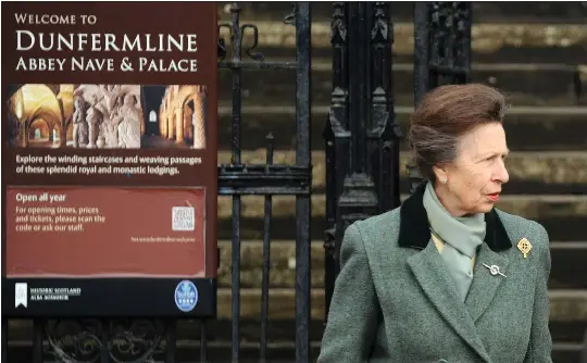 Princess Anne attends anniversar­y service at Dunfermlin­e Abbey - PressReader