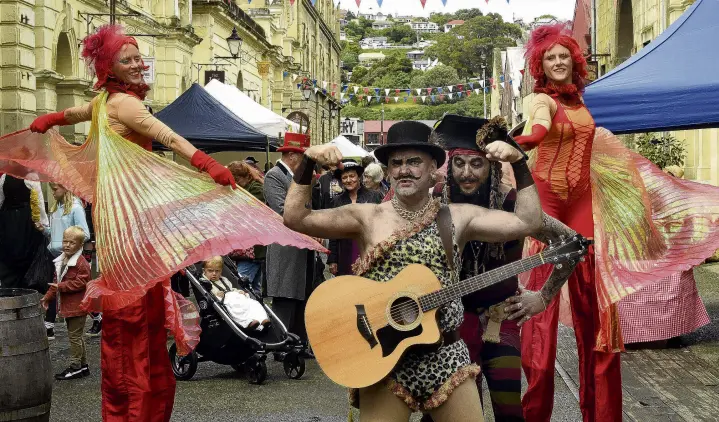 Victorian celebratio­ns turn back clock - PressReader
