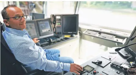 Zehn Meter unter dem Fluss - PressReader