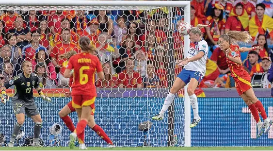 Russo’s goal shows Sarina DOES know what she’s doing! - PressReader
