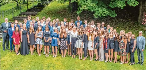 Sechs Schüler schaffen die Bestnote 1,0 - PressReader