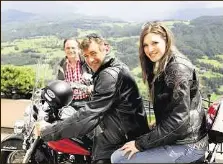 Die Ladiner singen gemeinsam mit Joakins Tochter Nicol - PressReader