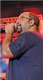 Eduardo Paim e Paulo Flores partilham “Festa da Kizomba” - PressReader