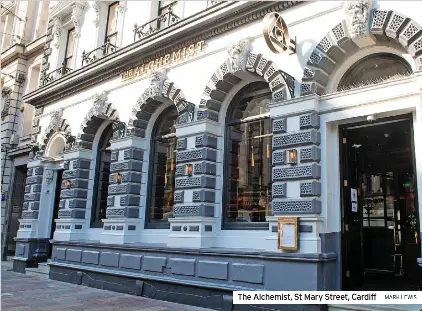 Cocktail bars call time at two city-centre venues - PressReader